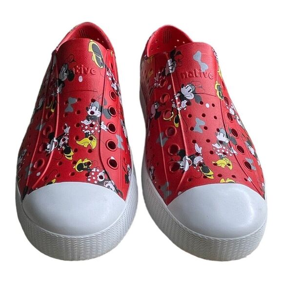 Disney | Shoes | Minnie Mouse Slip On Waterproof Sneakers W 9 Disney X ...
